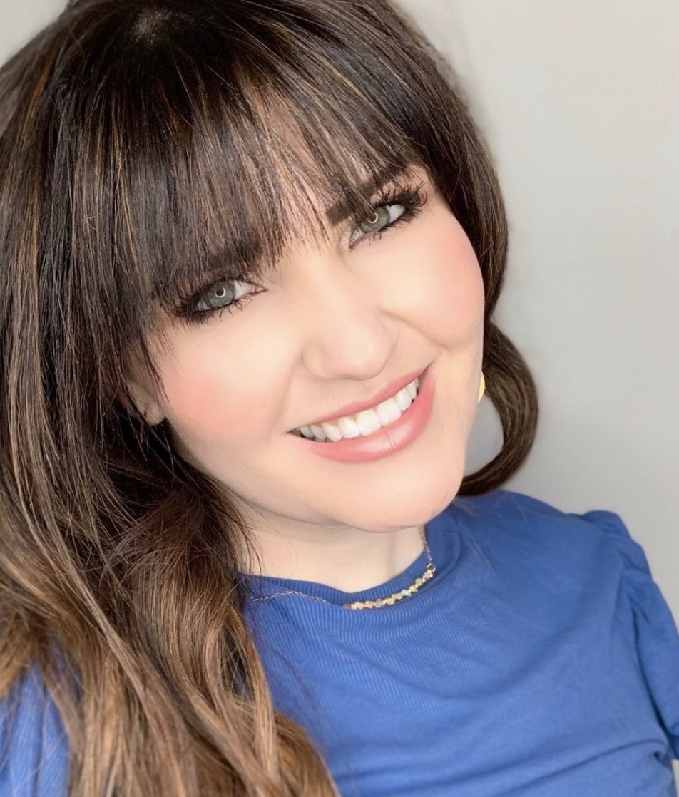 About us | Kelly Snider | Top Artist With Seint Beauty