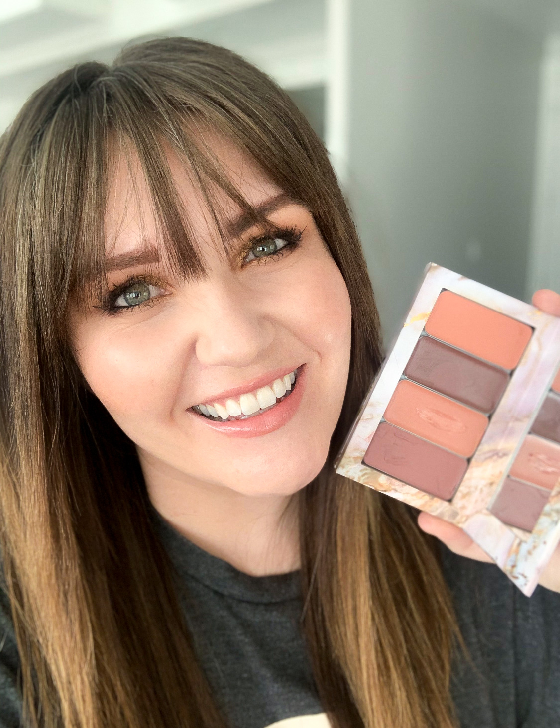 The Right Way to Contour Your Face | Kelly Snider