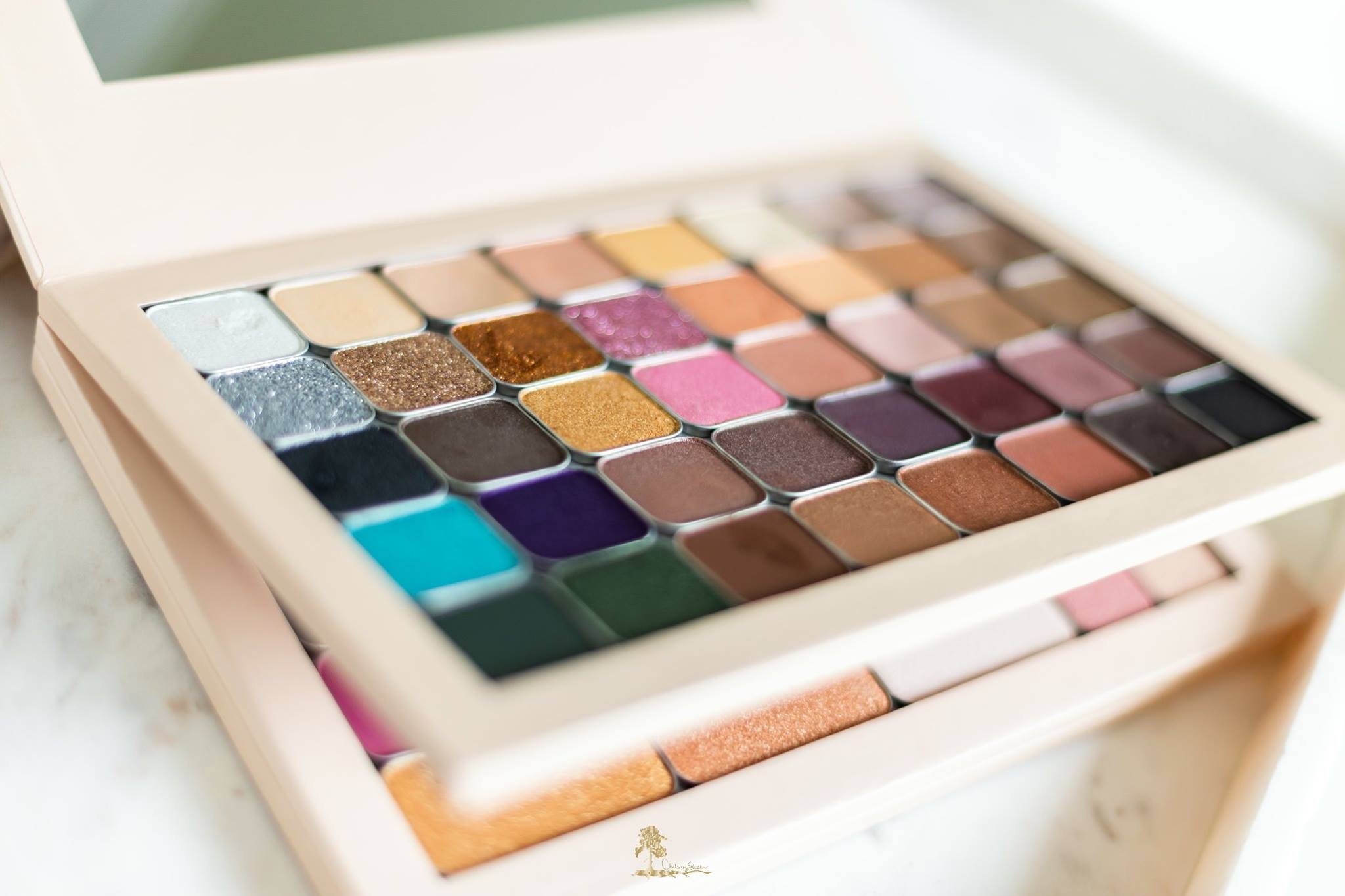 Creating a Custom Eyeshadow Palette Kelly Snider